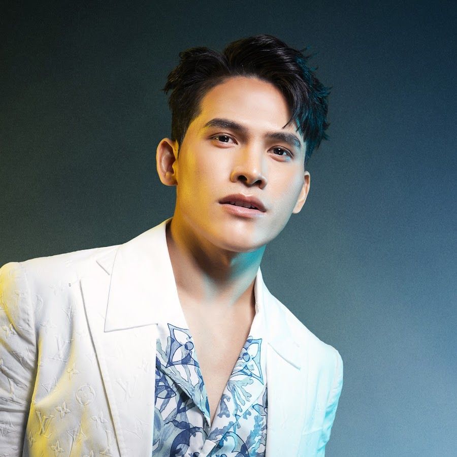 Quốc Thiên | NhacCuaTui